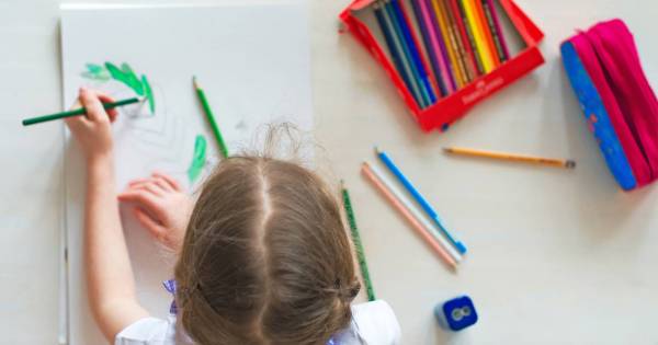 How to help your left-handed child