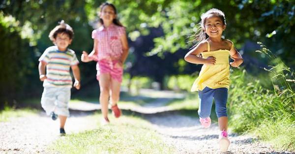 Quick and easy exercises for your child | SmartParents