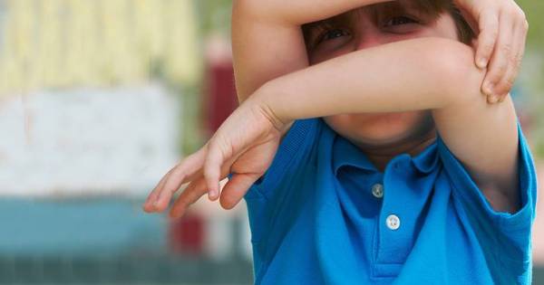 Sweaty, smelly and spotty - help! | SmartParents